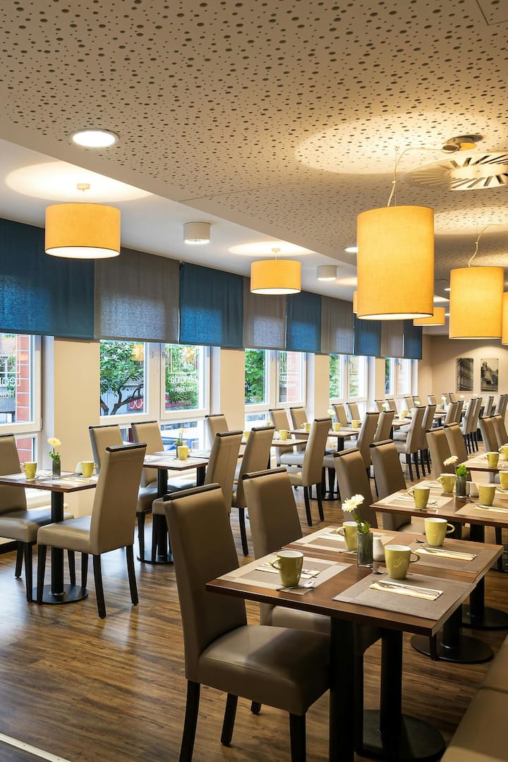 Comfort Room At Leonardo Hotel Berlin - Berlin