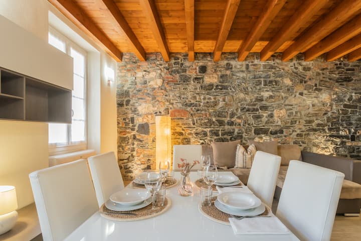 Domus In Como - Como