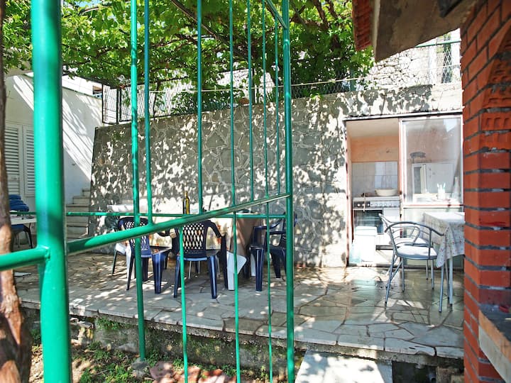 A-23678-a Appartement De Trois Chambres Avec La - Igrane