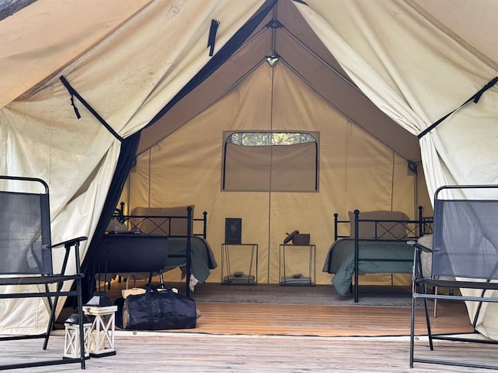 The Okaan Elk Glamping Tent | Sauna • Glacier Np - Montana