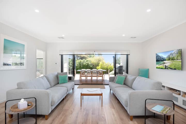 Europa 22 - Family Friendly, Fire Pit, Wifi - Goolwa