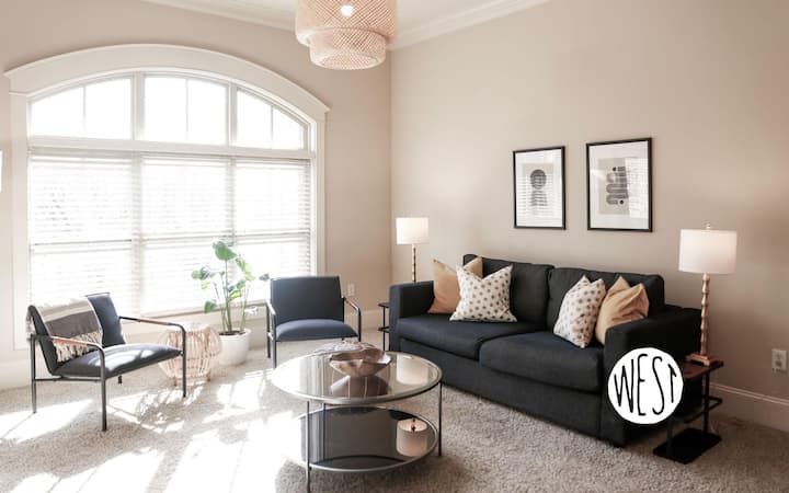 Midtown Condo With High Ceiling! - Atlanta, GA