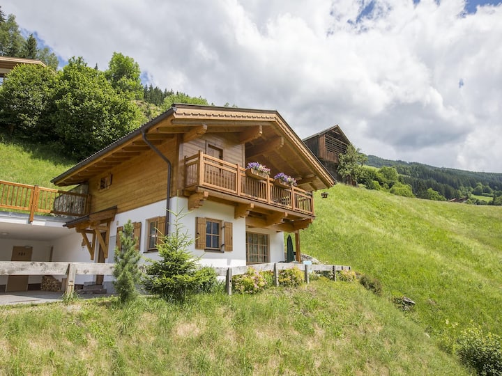 Chalet Confortable Avec Sauna Près De Königsleiten - Königsleiten