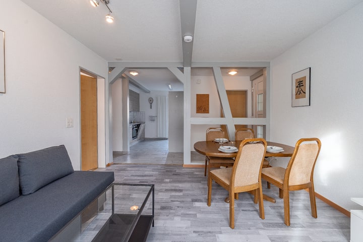 Spiez Center Apt: Free Parking, Near Interlaken - Thun