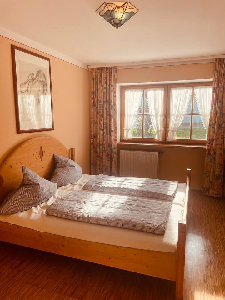 Idyllische Ferienwohnung Bina Mit Südterrasse - Bad Feilnbach
