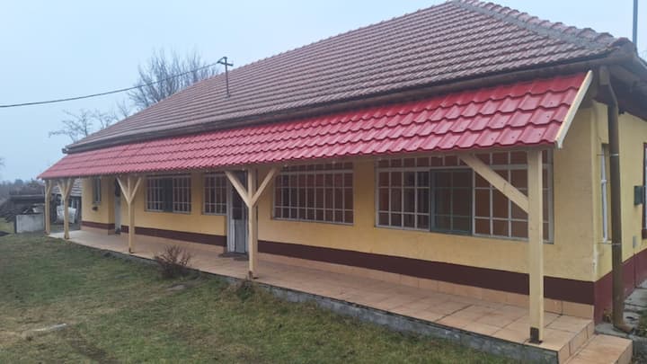 Charmante Ferme à Poroszló En Hongrie Au Bord Du L - Poroszló