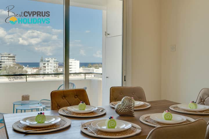 Charming 3-bed Duplex With Stunning  Sea View - Larnaca