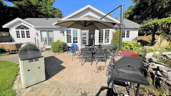 Lakeside Haven On Head Lake - Kawartha Lakes