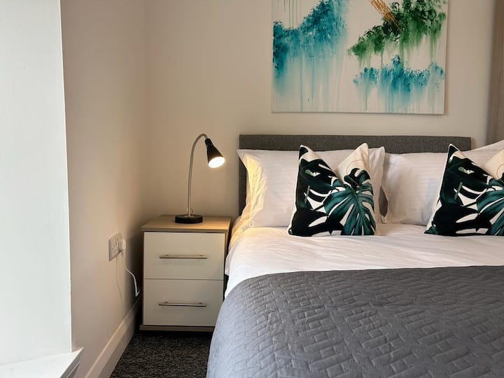 Entire 1 Bedroom Modern Apartment - Kirkcaldy