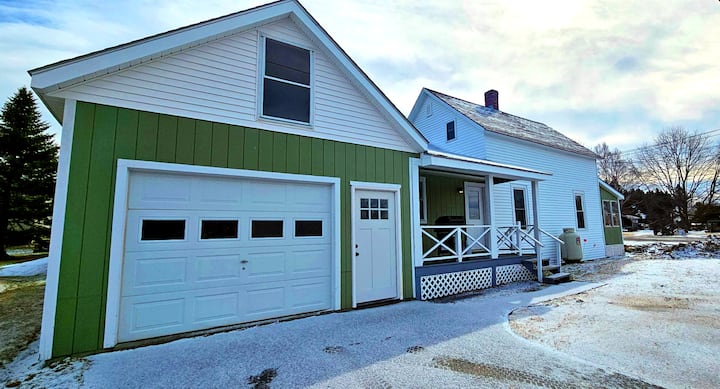 Lawrence Avenue Lodge- Direct Atv Access - Moosehead Lake, ME