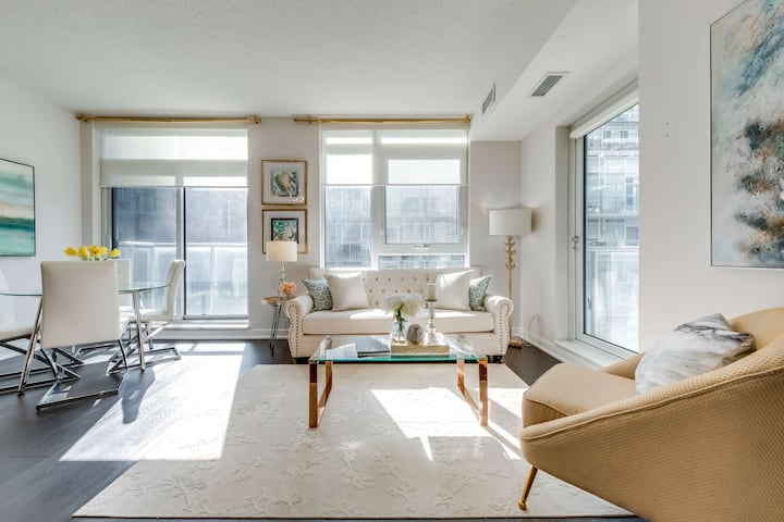 Downtown Caramel Suite - Toronto