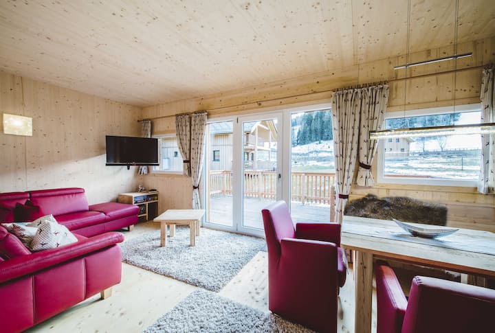 Chalet # 40a With 2 Bedrooms & Ir-sauna - 