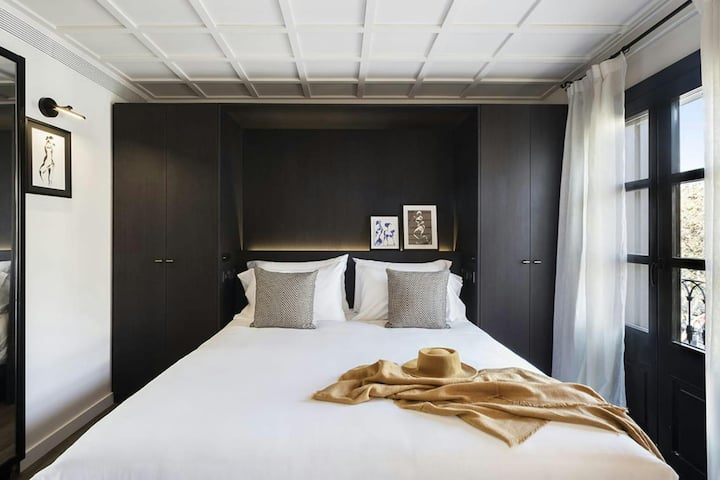 Superior Hotel Room | Yurbban Ramblas Boutique - Barcelona