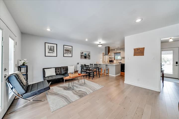Lovely 5-bedroom Hot Tub Domain|8min Downtown|14m - Austin, TX