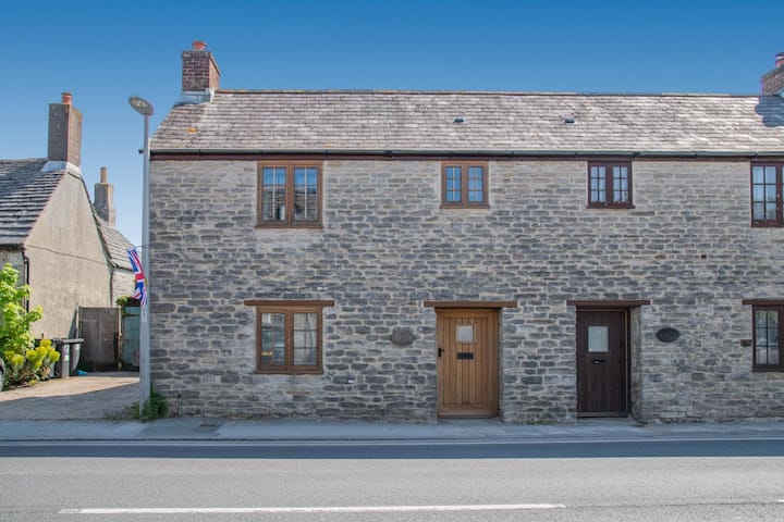 2 Bed In Corfe Castle (Oc-a30970) - Corfe Castle