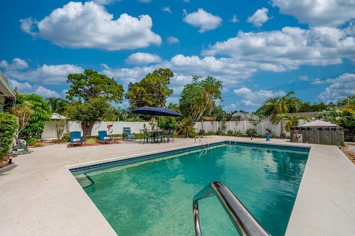 9 Mi To Coquina Beach: Home W/ Pool & Bbq - Bradenton, FL
