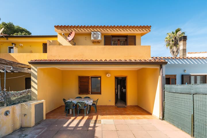 Casa Leo - Sant'Anna Arresi