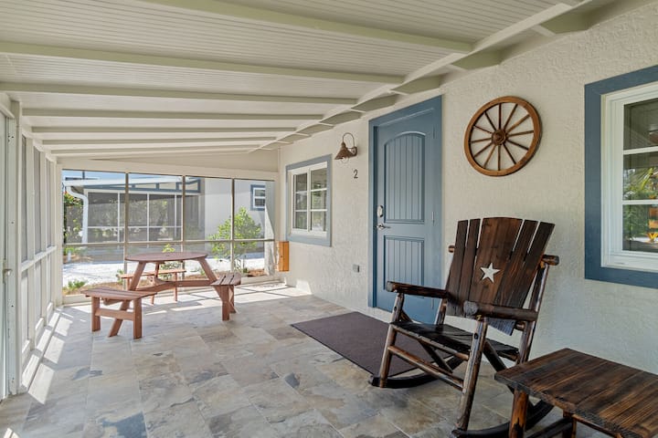 Jensen's Marina And Cottages - Cottage #2 - Captiva, FL
