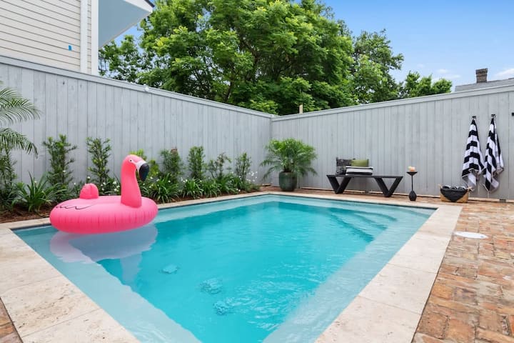 Retreat Near Frenchmen | Heated Private Pool - New Orleans, LA