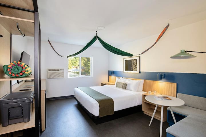 Ideal Basecamp For All Things Outdoorsy - Missoula, MT