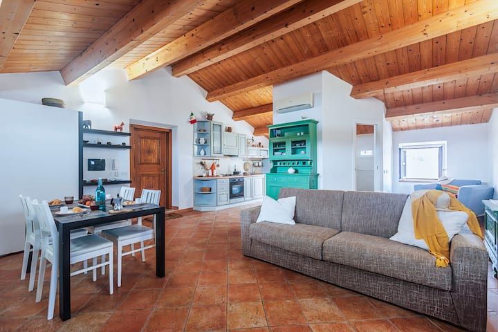 Una Mansarda Nell'isola - Happy Rentals - La Maddalena