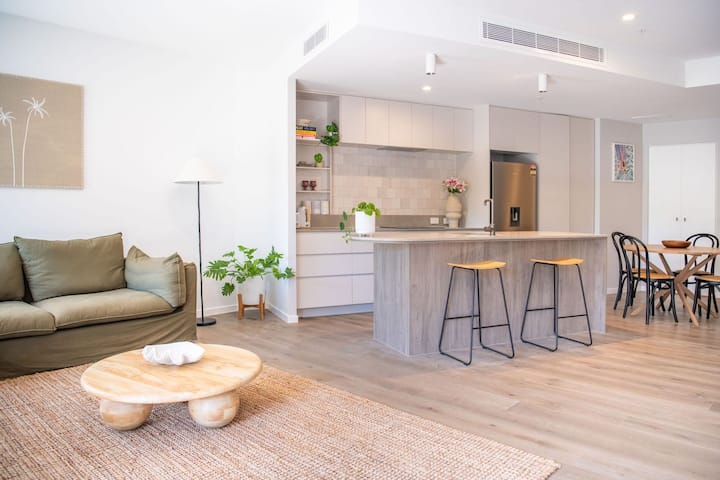 Soleil On Jonson – 2 Bed Apartment + Rooftop Pool - Byron Bay