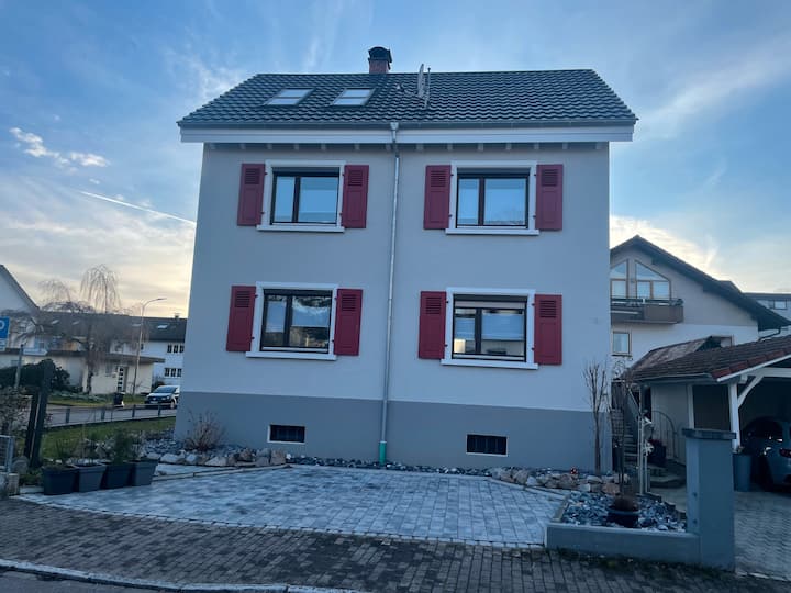 Modern, Zentral Und Im Grünen - Schopfheim