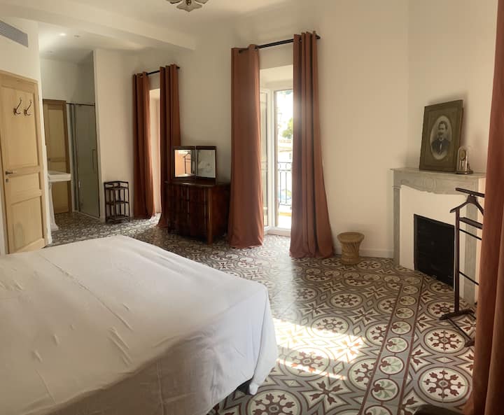 Chambre Double Avec Vue Sur Le Village - Algajola