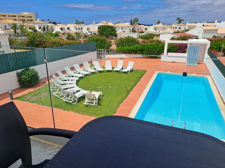 T2 1º Galé, Wifi, Pool, A/c, To The Beach On Walk! - Algarve