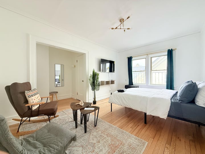 Your Cozy-studio-highfalls-tv,kitchen,rochest-dt - ロチェスター, NY
