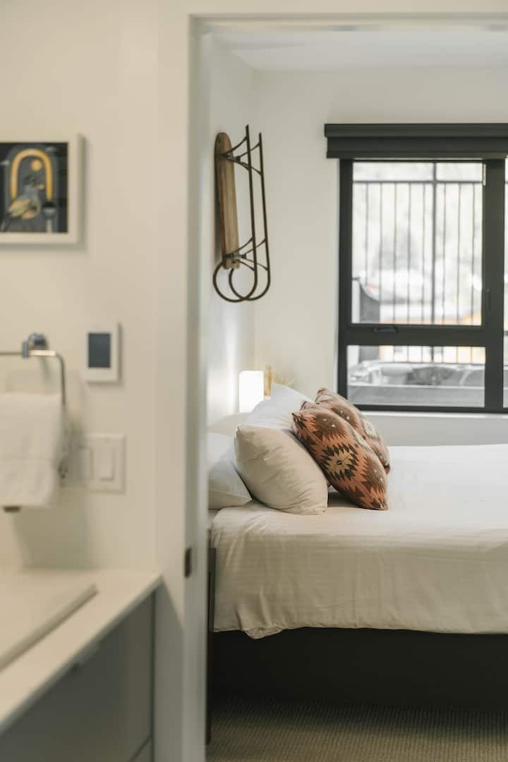 Fourteen Two Revelstoke - Revelstoke