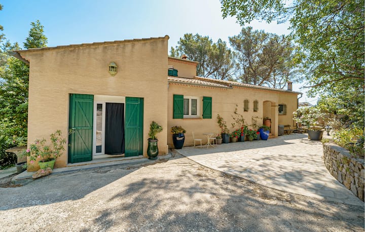 Stunning Home In Solliès-ville - Solliès-Pont