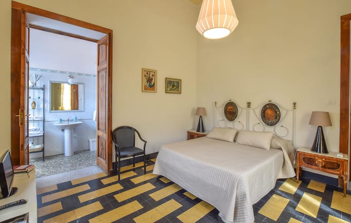 1 Bedroom Amazing Apartment In Pizzo - Vibo Valentia, Italia
