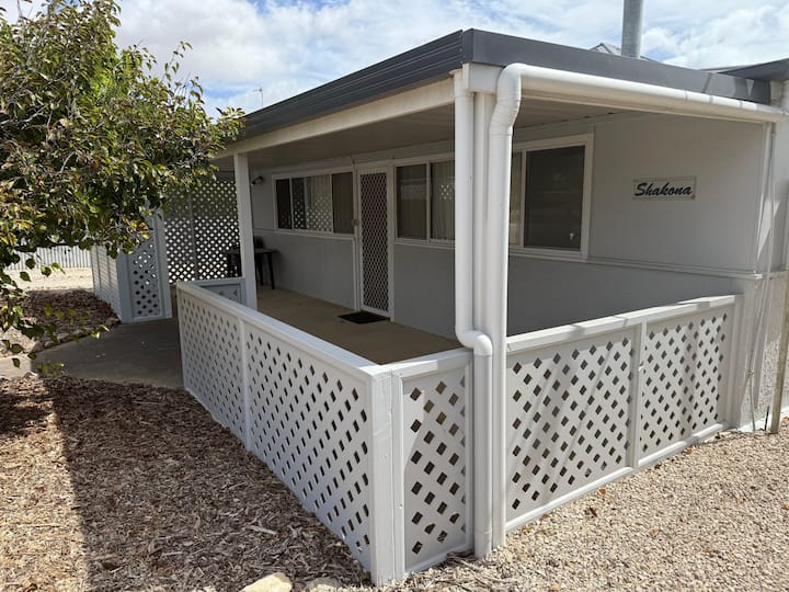 Shakona-only 1 Street Back From The Foreshore! - Port Vincent