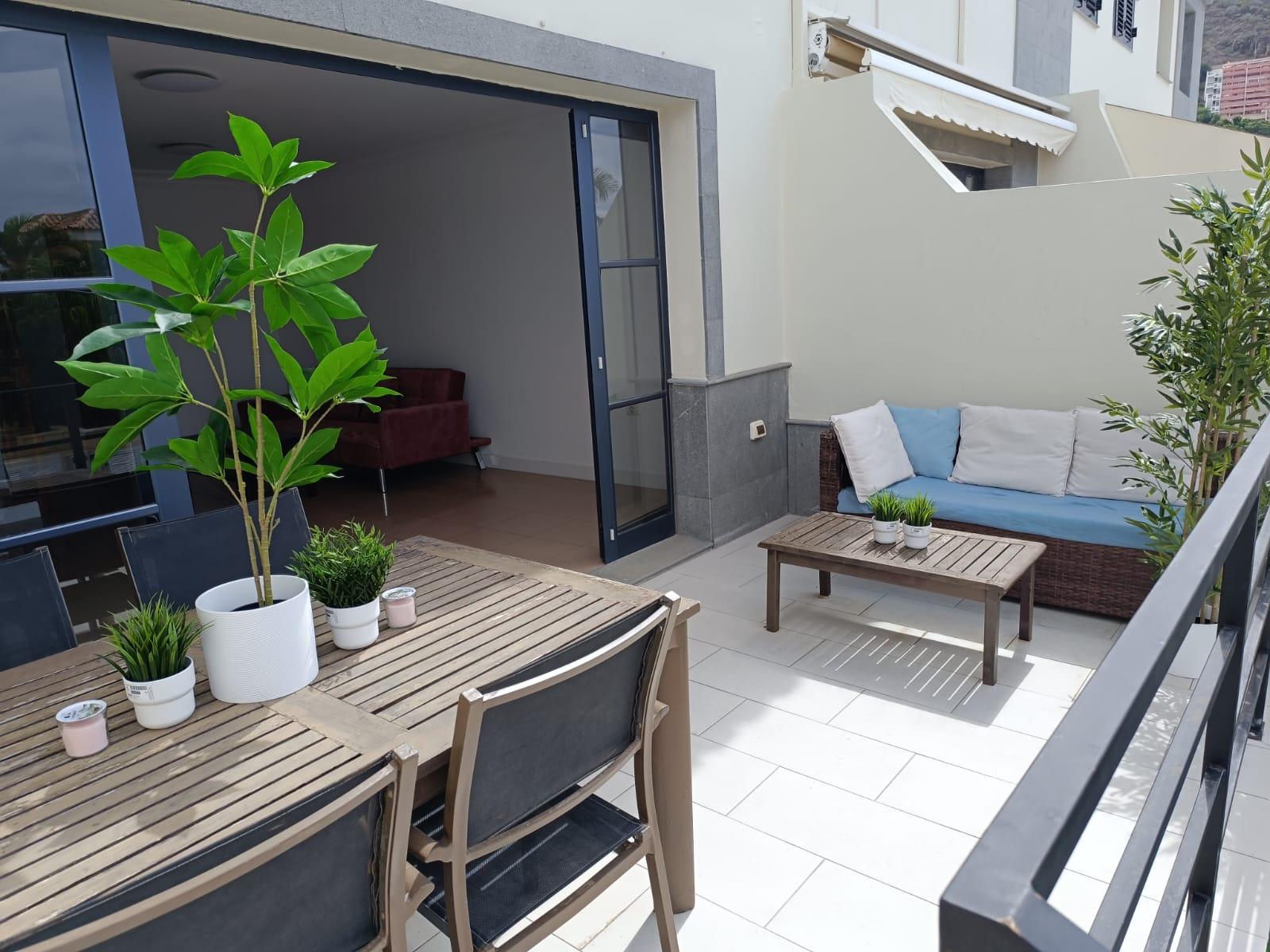 Villa-costaadeje-3br-balcony-wifi-parking - Los Cristianos