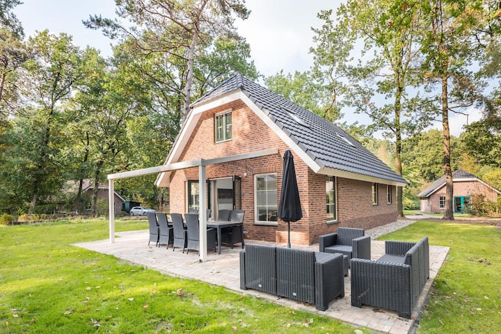 Stuifzand Wellness Bungalow | 8 Persons - Assen
