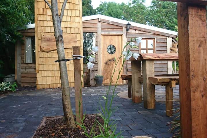 Charming 2-bed Cabin In Sutton Coldfield - Warwickshire