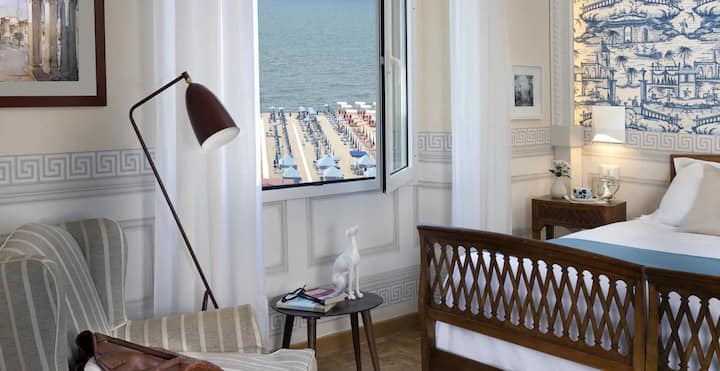 Superior Room With Breathtaking Sea View - Viareggio