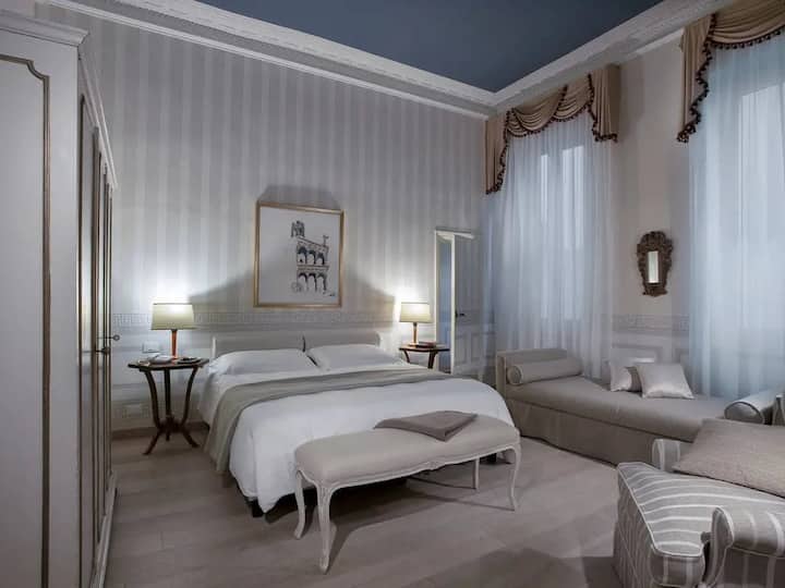 Relaxing Retreat In Viareggio - Viareggio