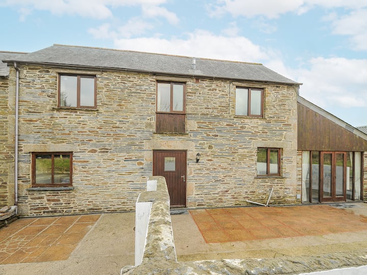 The Dairy Barn - Boscastle