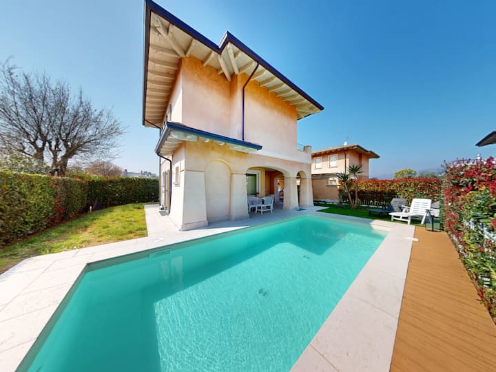 Villa Dolcevita Piscina Privata By Bookinggardal - Peschiera del Garda
