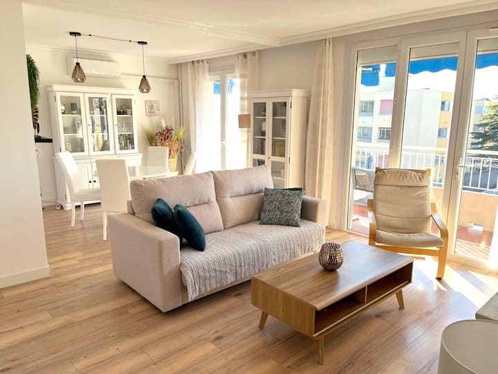 Appartement T3 Avec Balcon Proche De La Mer - Ollioules