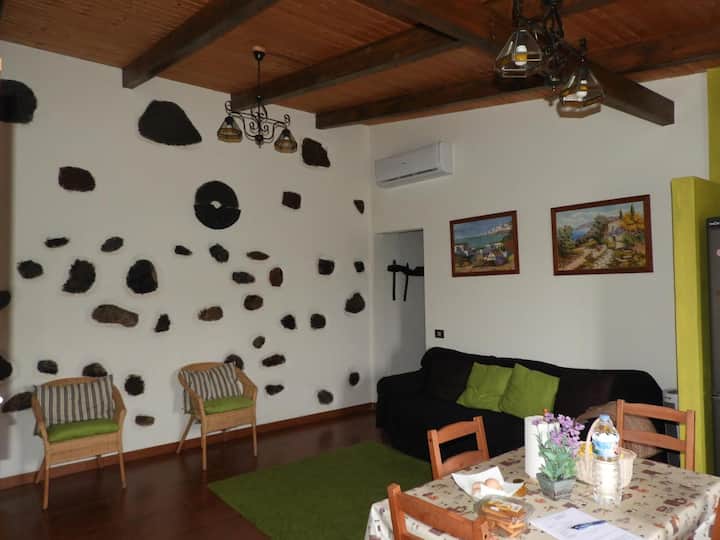 Vv - La Casa Verde - El Hierro