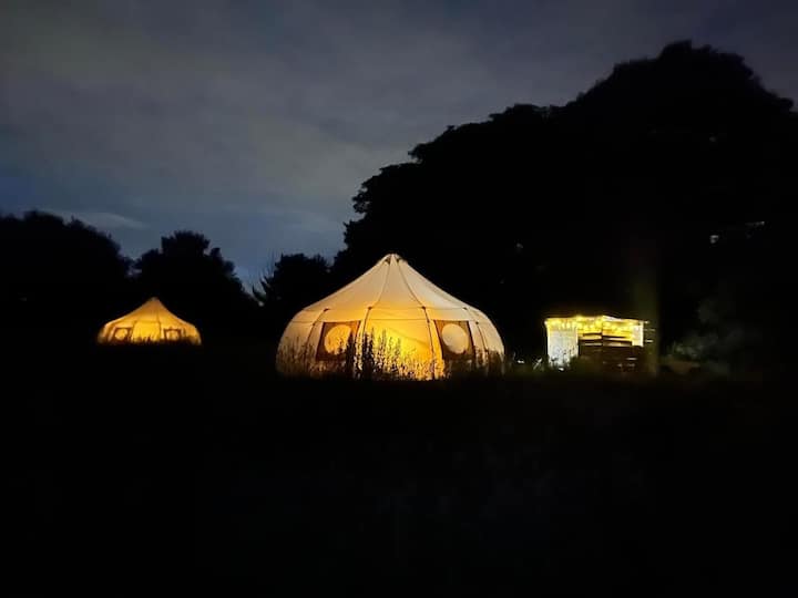 Beautiful Bell Tent Stay - Cowbridge