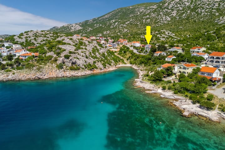 Appartement Ivan (106071-a1) - Karlobag