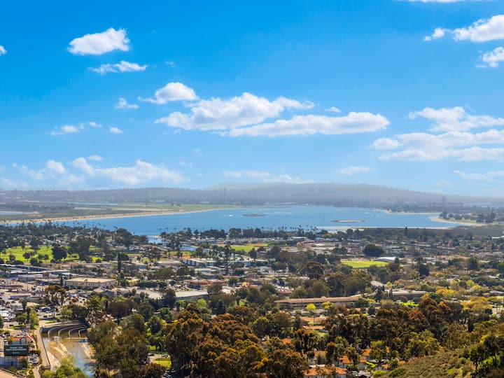 Bay View By Coastline Vacation Rentals - San Diego, CA