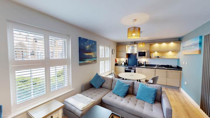 Hideaway At The Bay, Sleeps 2-3, Dog Friendly - Filey