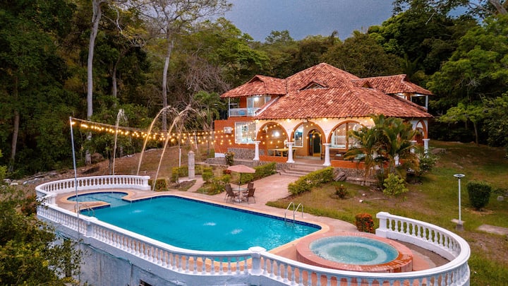 Villa Salma | Ac, Piscina, 21 Personas - San Jerónimo