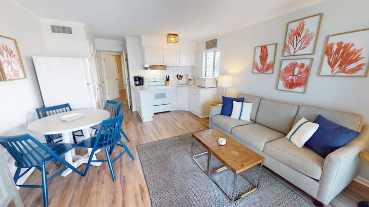 Savannah Beach And Racquet Club Condos - Unit B301 - Tybee Island, GA