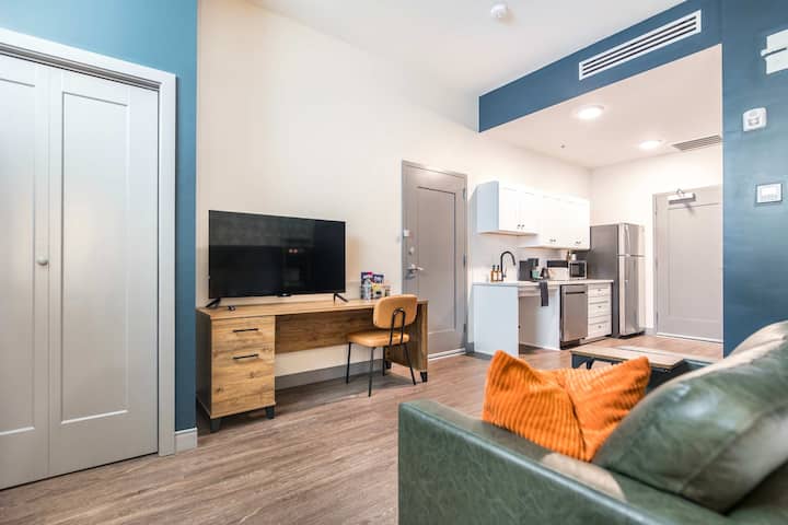 Otis Inspired Ada Studio With Walk Score 63 - Macon, GA